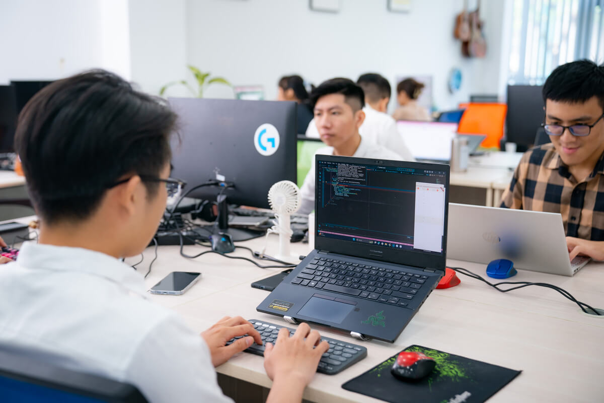 Our Global Delivery Model Approach - EZtek Software